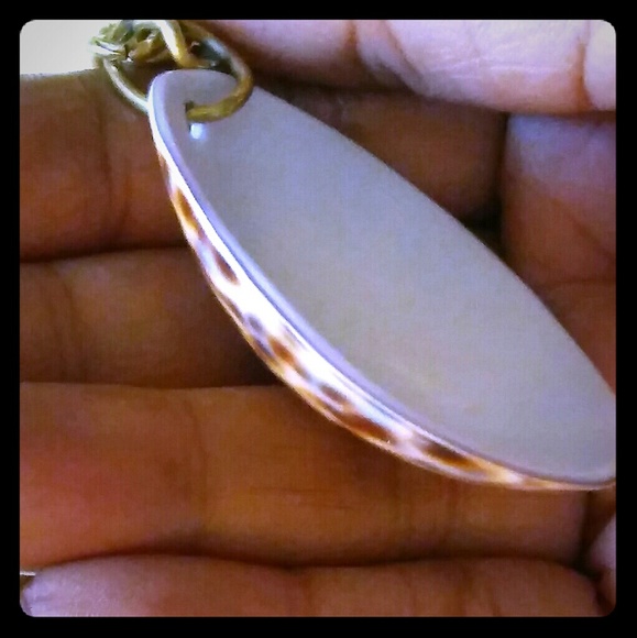 Vintage | Jewelry | Vintage Large Shell Pendant Necklace | Poshmark